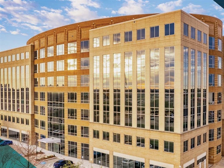 Available Properties | Cushman & Wakefield